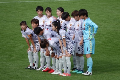 7d1e615c-s.jpg 7d1e615c-s.jpg