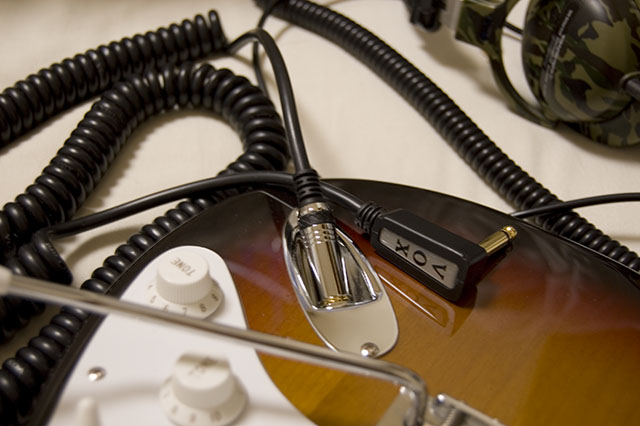 沸騰ブラドン VOX Vintage Coil Series カールコード ギター ベース用シールド VCC-090 シルバー ipponsugi.org