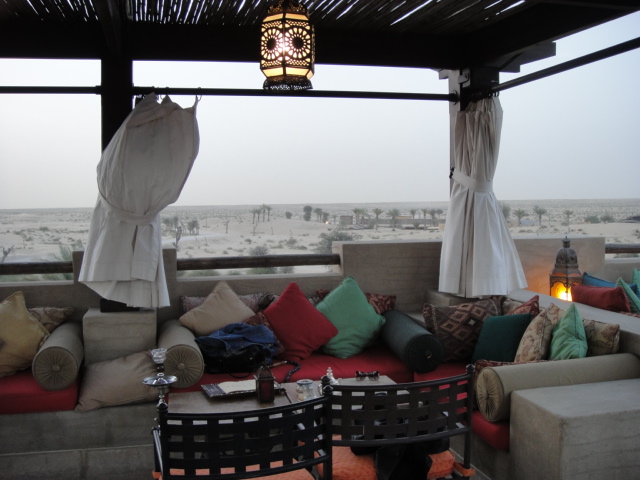 海外投資＆グルメ-香港マイタン日記:ドバイ紀行 Al Sarab Rooftop Lounge(JUMEIRAH BAB AL SHAMS ...