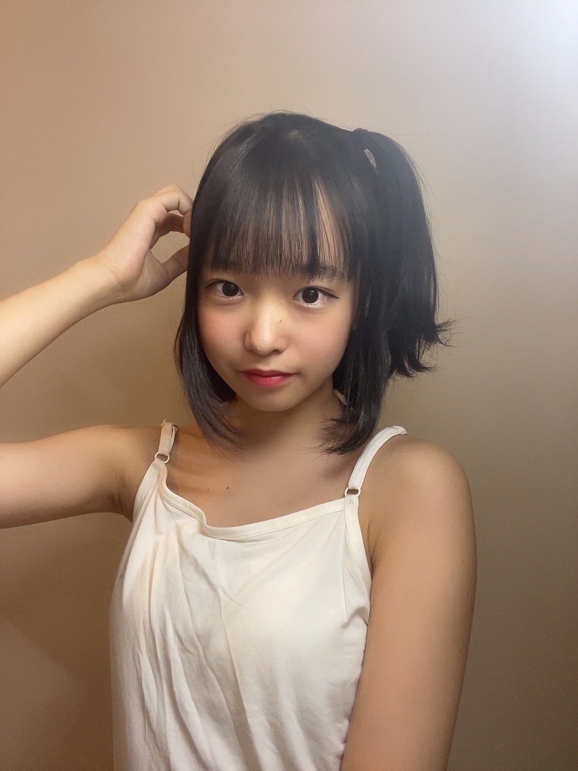 【画像】jcアイドル、エッチな自撮りをアップしてしまう コピ速