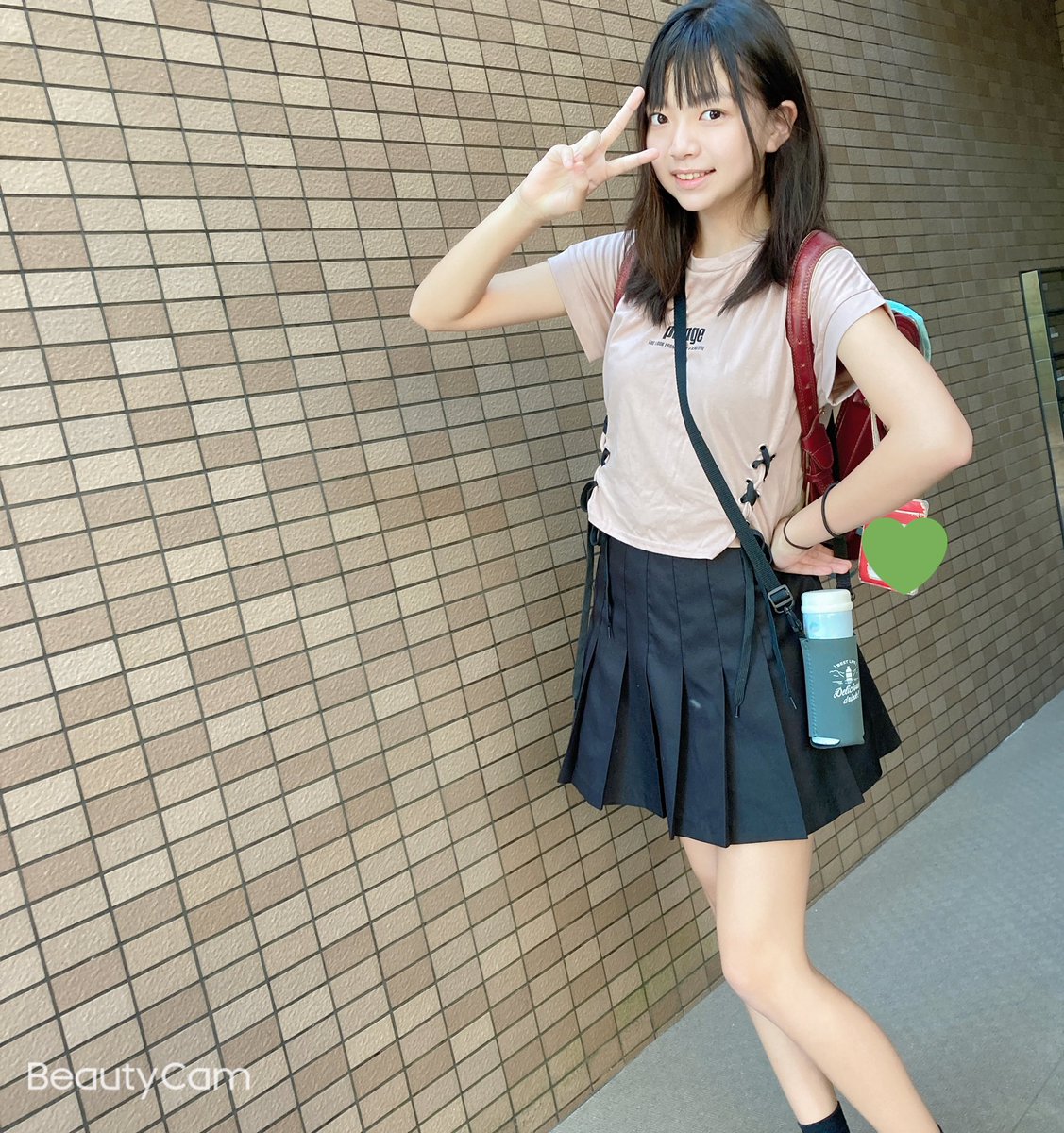 【画像】172cmのJS露る : 女子アナお宝画像速報－5chまとめ