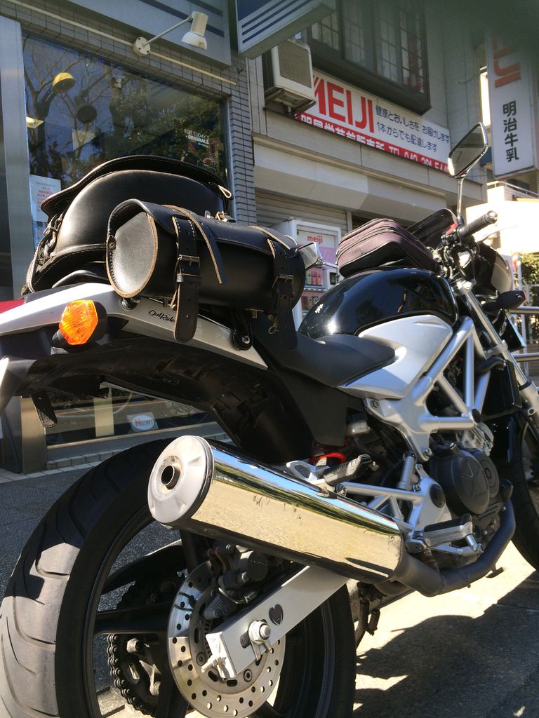 VTR : 40's 女性ライダー Life with VTR250