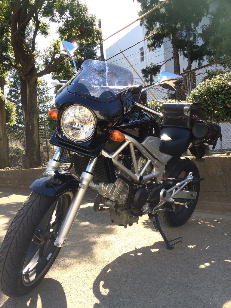 VTR : 40's 女性ライダー Life with VTR250