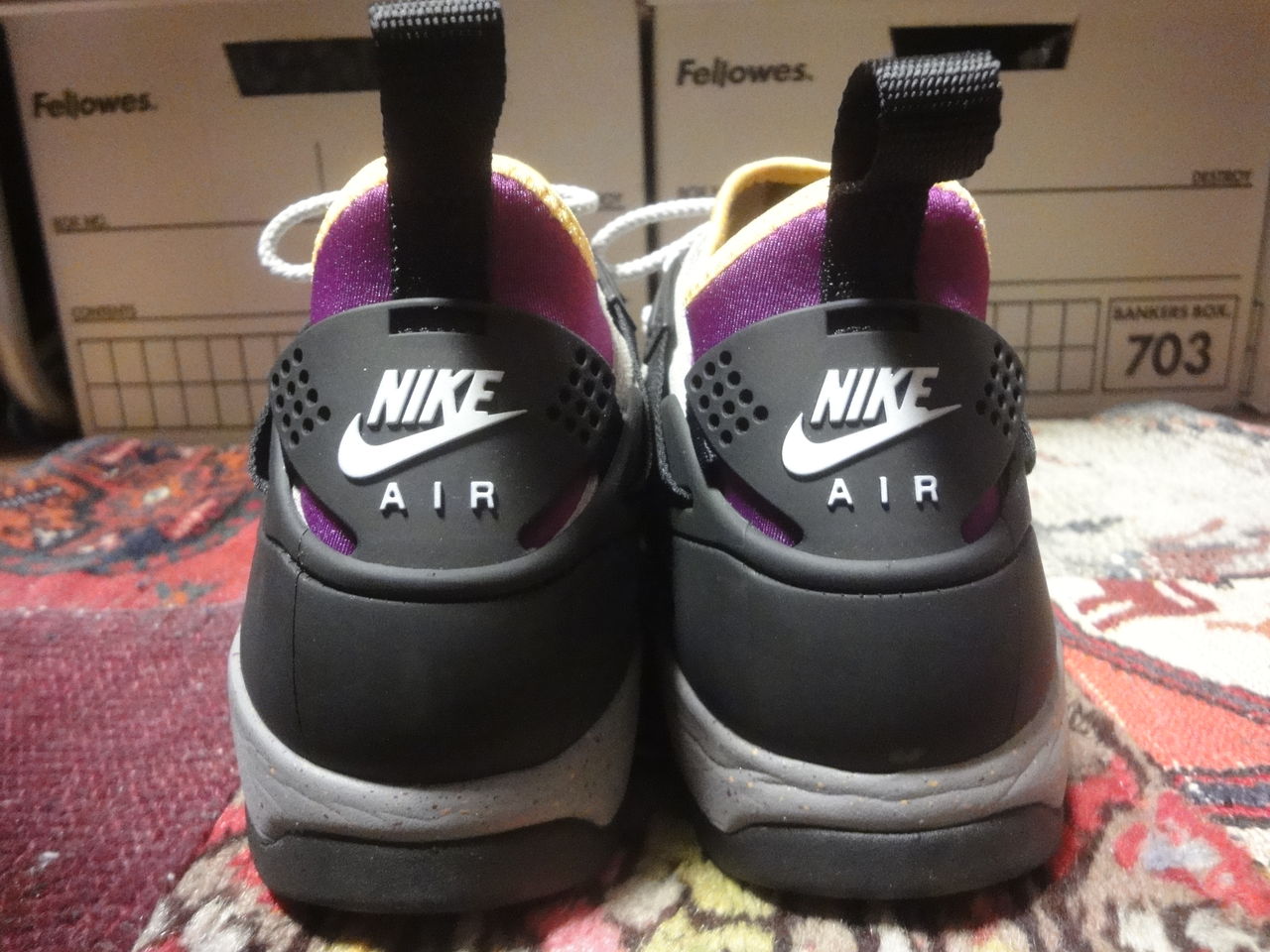 NIKE ACG AIR REVADERCHI : ああ、好きに走ればいいじゃない NIKE ACG AIR REVADERCHI : ああ、好きに走ればいいじゃない