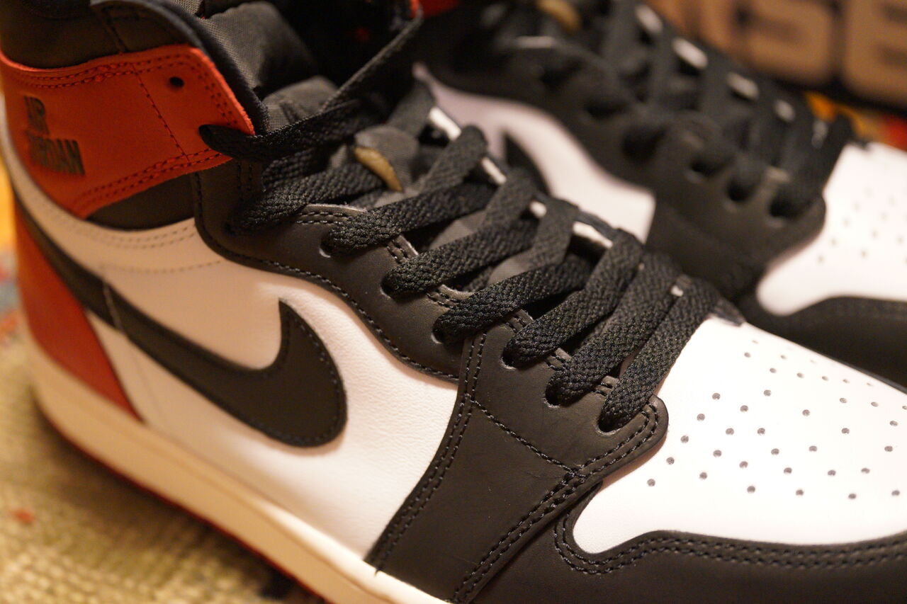 NIKE AIR JORDAN 1 RETRO HIGH OG “BLACK TOE REIMAGINED" : ああ、好きに走ればいいじゃない