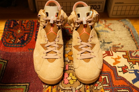 TRAVIS SCOTT × NIKE AIR JORDAN 6 BRITISH KHAKI : ああ、好き TRAVIS SCOTT × NIKE AIR JORDAN 6 BRITISH KHAKI : ああ、好き