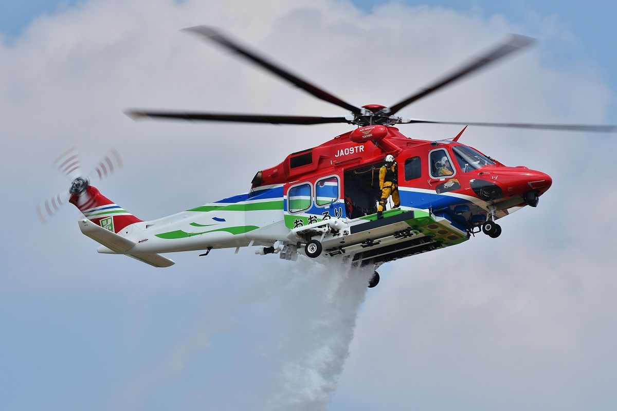 栃木県消防防災航空隊 Newおおるり JA09TR : ブルーさんの空