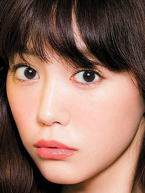 : 顔アップ特集 [綺麗な女優・アイドル・モデル、芸能人の顔アップ画像研究所（顔面アップ同好会～顔好きによる顔好きのための好きサイト）]