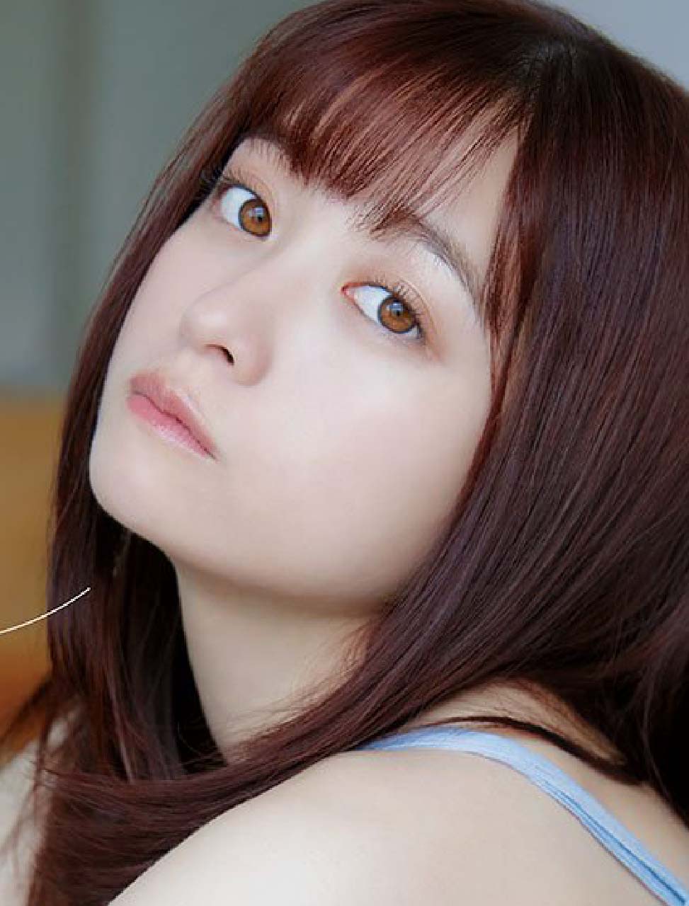 橋本環奈 : 顔アップ特集 [綺麗な女優・アイドル・モデル、芸能人の顔アップ画像研究所（顔面アップ同好会～顔好きによる顔好きのための好きサイト）]