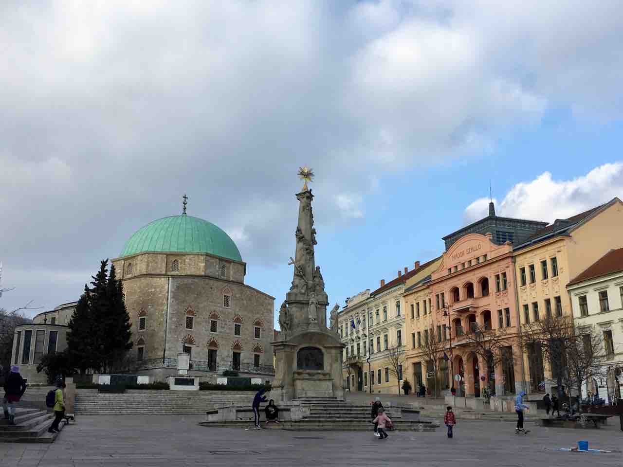 ペーチ（Pécs）の街並み vol.1 : ドナウの東か、遥かもっと東から