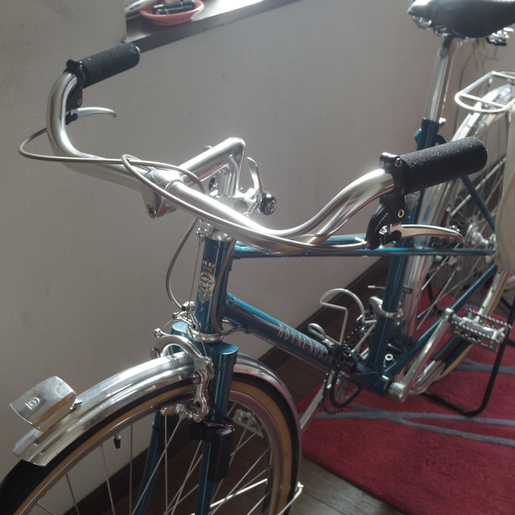 ミキスト プロムナードバー交換 : あじこぼたより