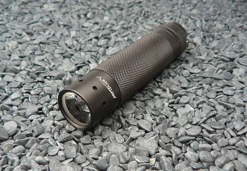 LED-LENSER V2（スクエア) 3A OPT-7736B : アカリセンター公式ブログ