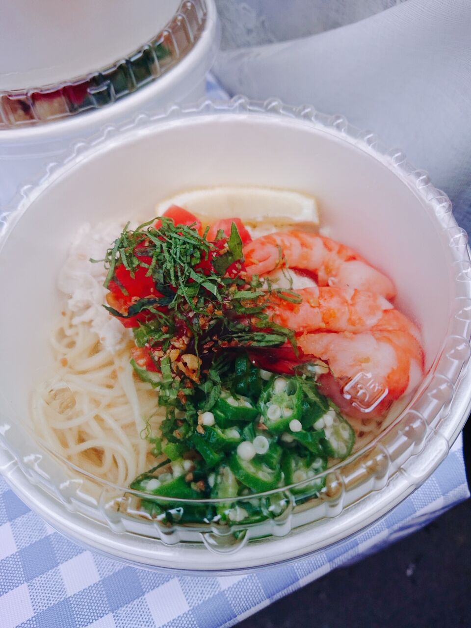 ゆずこと歩こ : 馬車道の隠れ家フレンチでテイクアウトランチdining『EMANON』