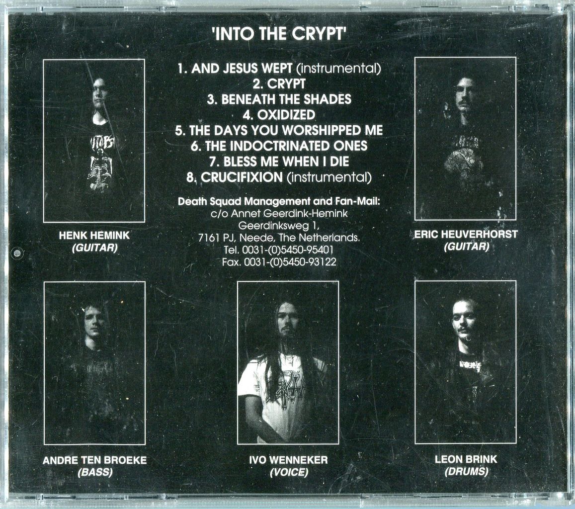 BLACK & DEATH METAL MANIACS : DEATH SQUAD / Into The Crypt