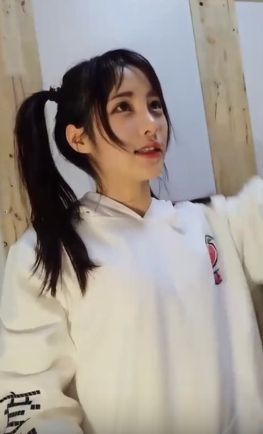 SNH48 潘瑛琪 謎リアクションのパンインチーワールド盛りだくさん 170207口袋直播 HD : SNH48SPARKS