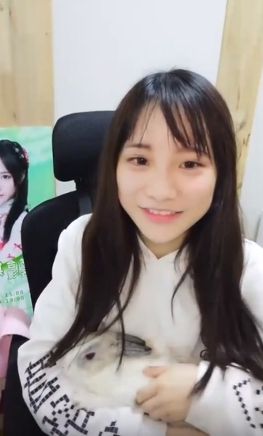 SNH48 潘瑛琪 謎リアクションのパンインチーワールド盛りだくさん 170207口袋直播 HD : SNH48SPARKS