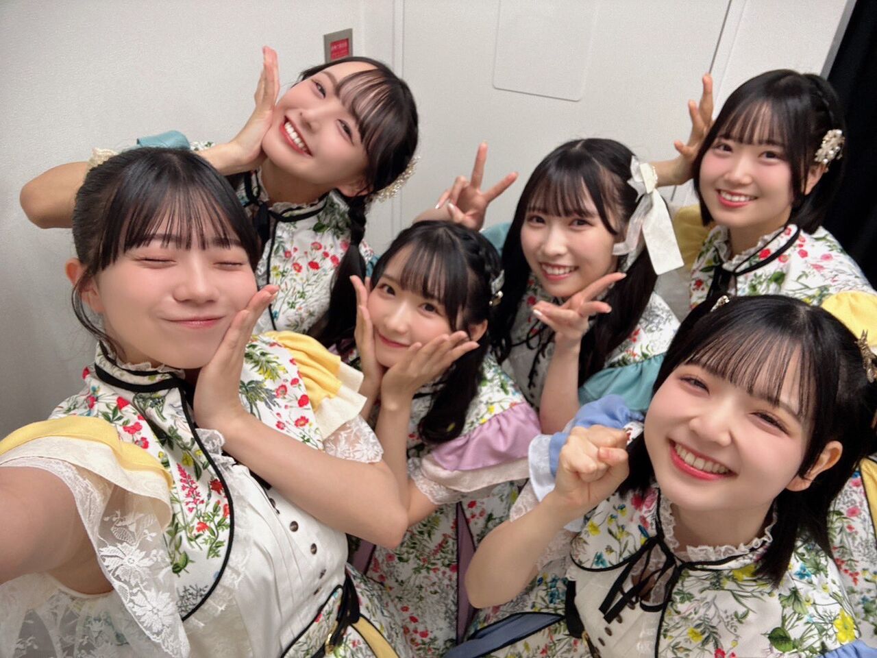 【STU48】田辺洋一郎先生の描いたメンバーTシャツを着る【ガラフェス】 : AKBフレンド