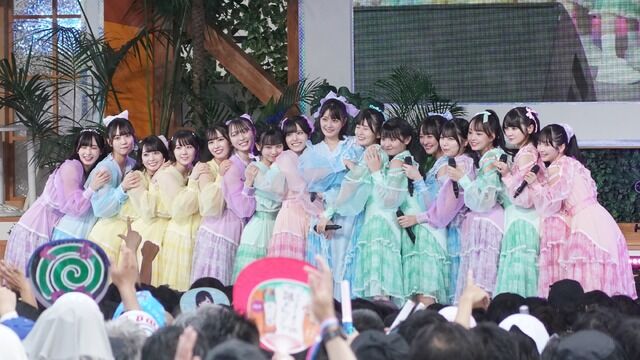 【STU48】8月6日『TIF 2023』、新衣装で「花は誰のもの？」を披露 : AKBフレンド
