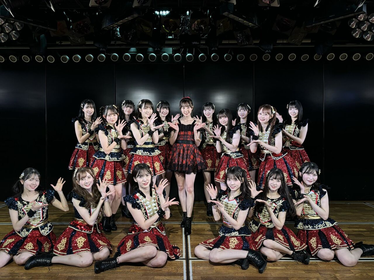 【元AKB48】藤江れいな、AKB48劇場に登場【元NMB48】 : AKBフレンド