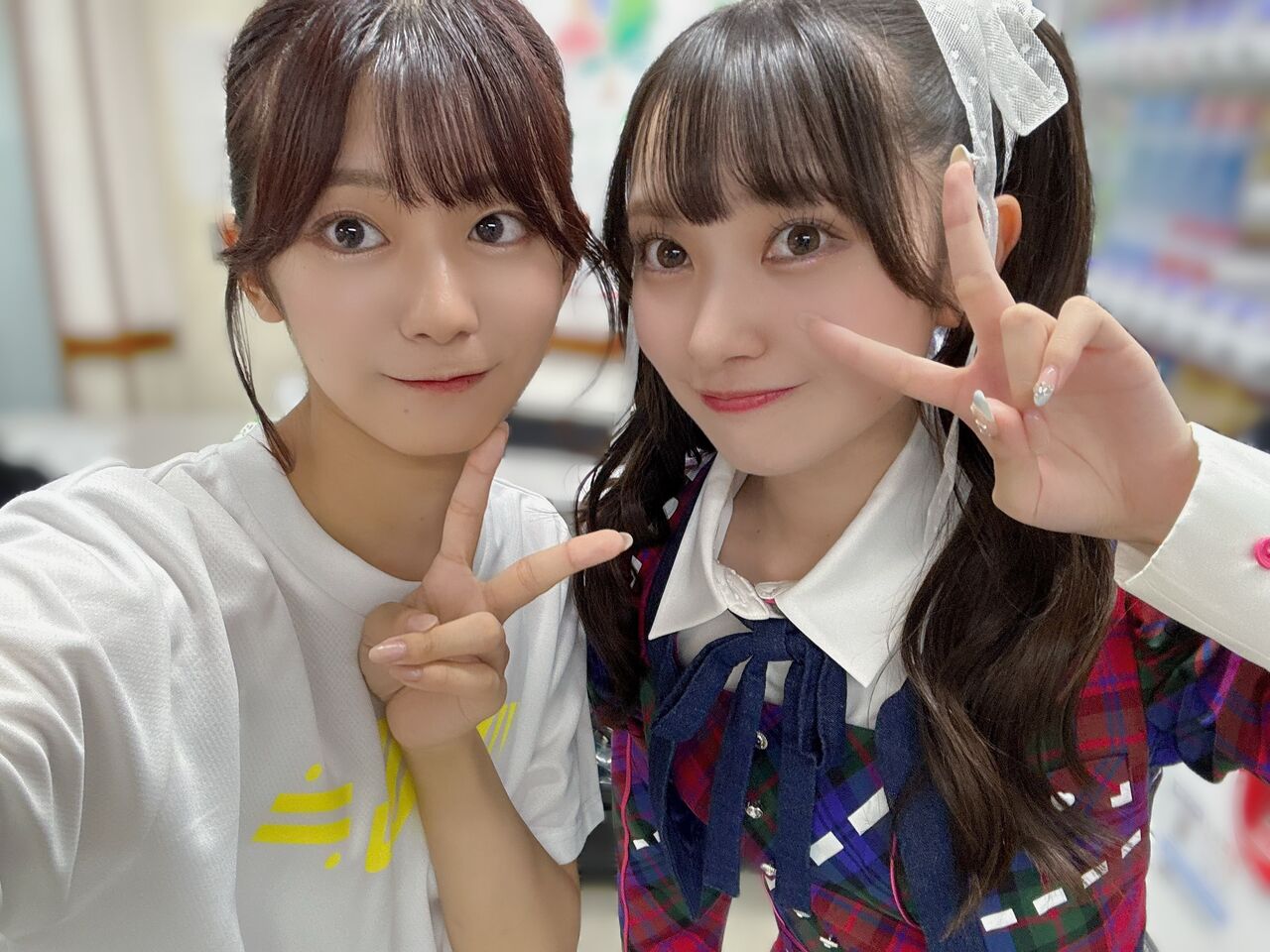 【AKB48 #山﨑空】そらら、ニアジョイの大信田美月ちゃんと写真を撮る💕【≒JOY】 : AKBフレンド