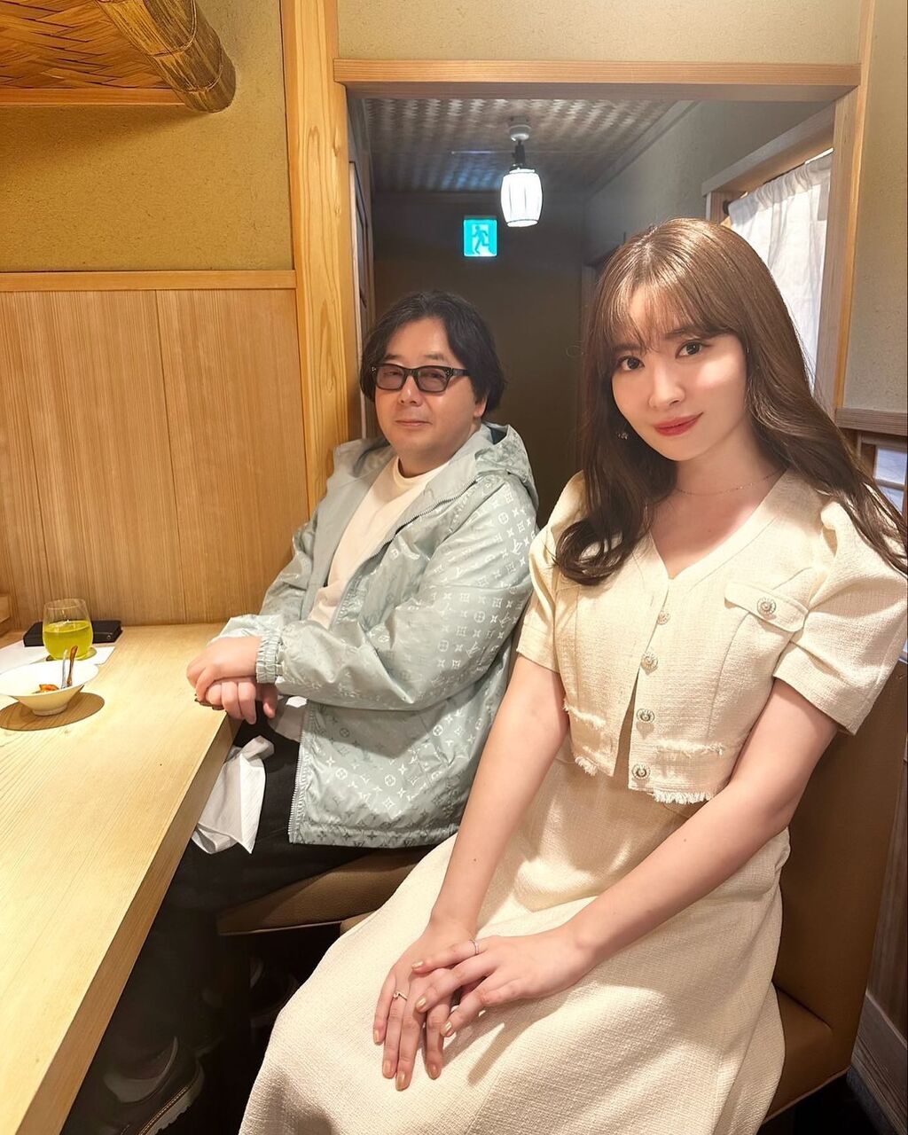 秋元康、元AKB48 板野友美とランチ「WBC秘話を聞いて楽しかった」 : AKBフレンド
