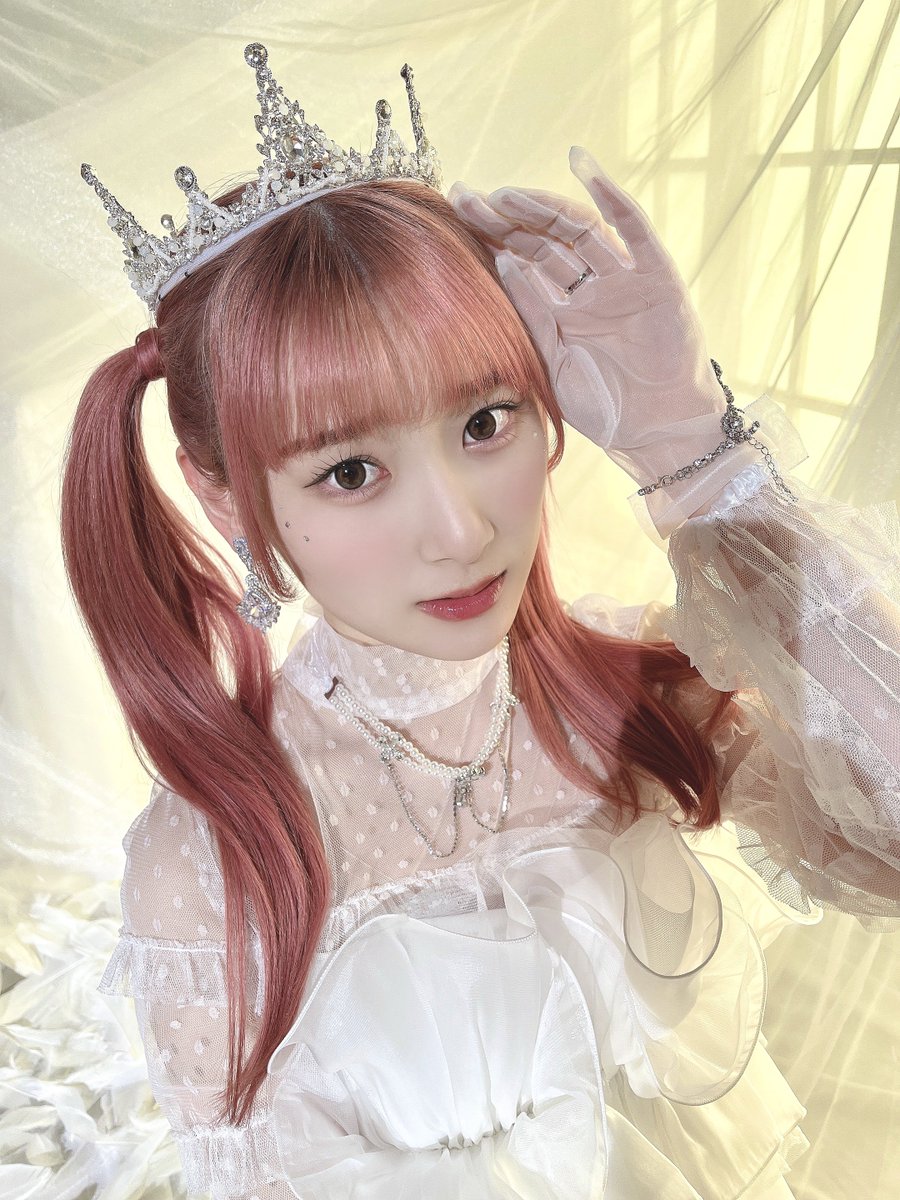 LOVE】齋藤樹愛羅のソロ曲『Kiara Tiara』MV、公開から12日間で100万回再生突破🎉 : AKBフレンド