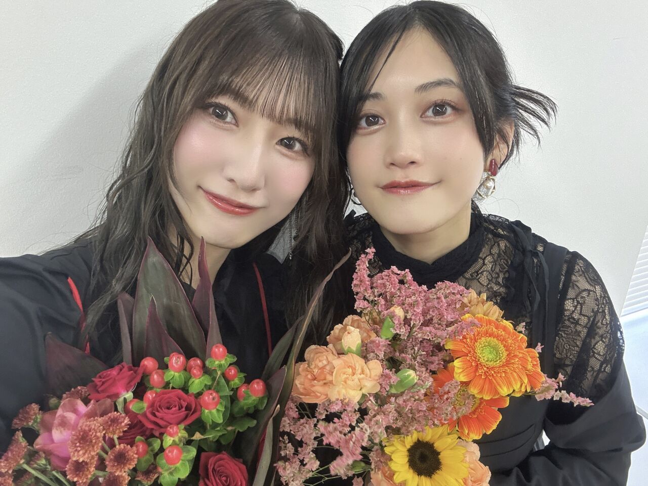 【≠ME / ≒JOY】蟹沢萌子、天野香乃愛、江角怜音のインタビュー掲載『月刊ローチケ 8/15号』無料配布中 : AKBフレンド