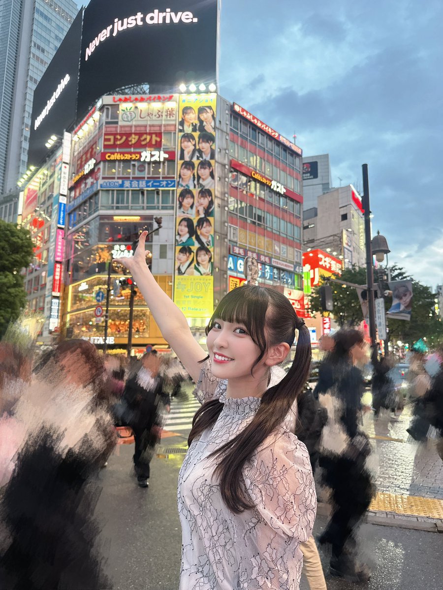 【≒JOY】ニアジョイちゃん、渋谷スクランブル交差点に集合👑 : AKBフレンド