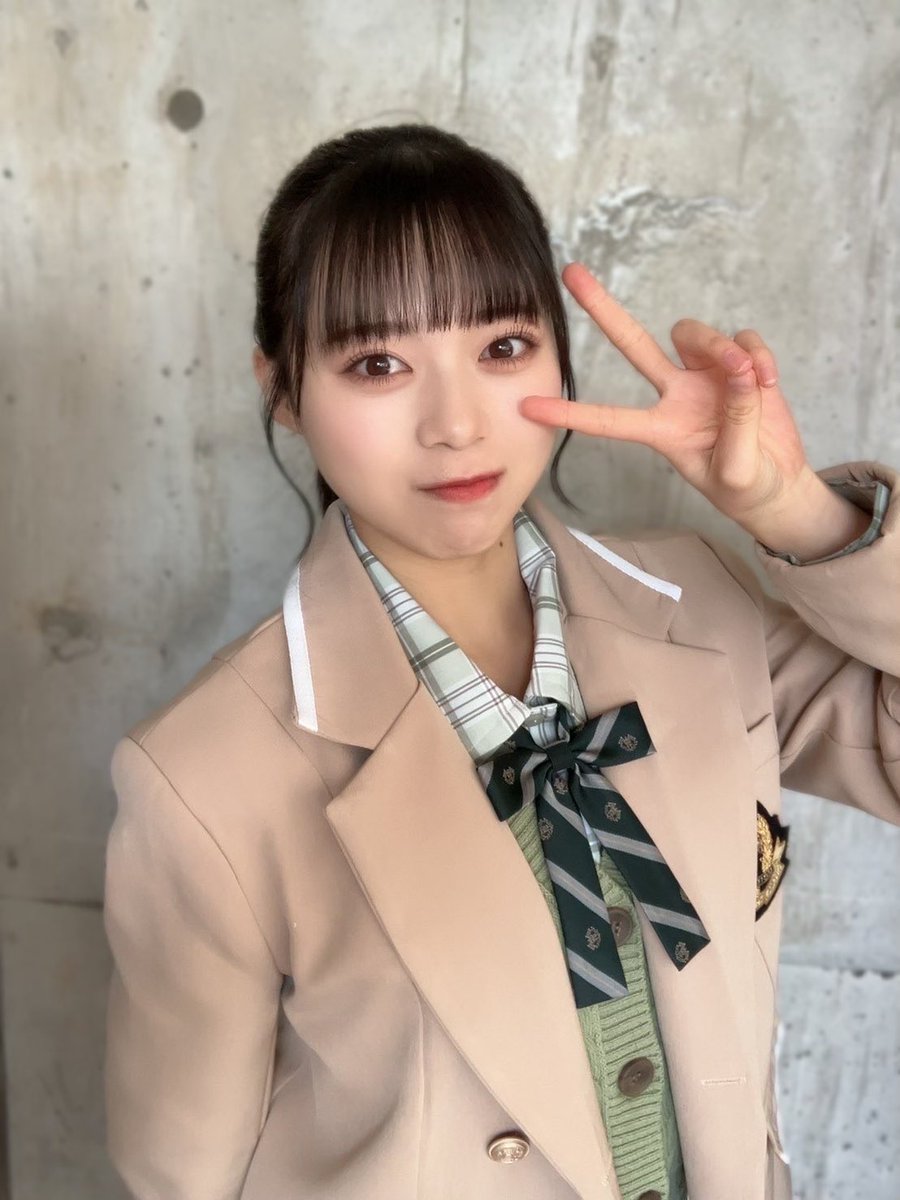 【≒JOY】4th Song 『スイートシックスティーン』MVが50万回再生を達成💐 : AKBフレンド