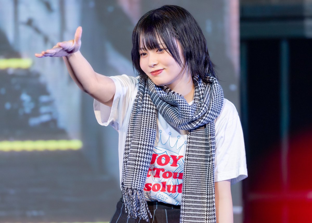 【≒JOY #江角怜音】れのん、撫でる😍 : AKBフレンド