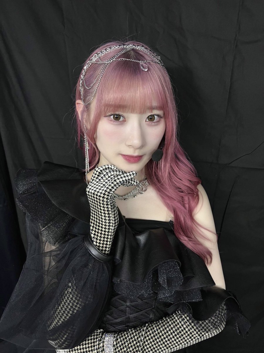 LOVE】齋藤樹愛羅のソロ曲『Kiara Tiara』MV、公開から12日間で100万回再生突破🎉 : AKBフレンド