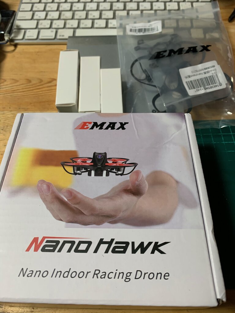 最新65ミリ 1S Whoop EMAX NANO HAWK到着！ : ドローンに嵌まったオヤジの備忘録