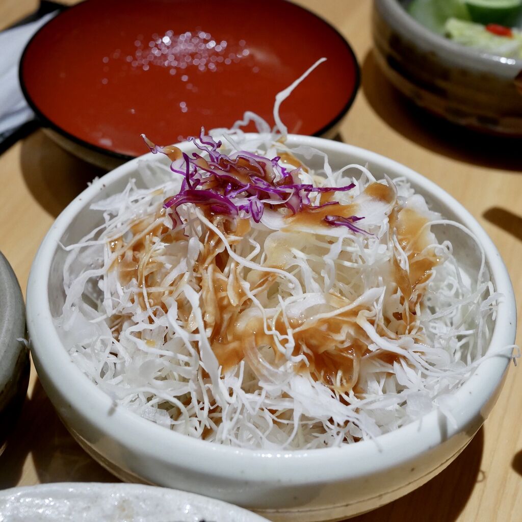 かつ徳 Katsutoku Plaza Indonesia スナヤンで大人気のトンカツ屋さん☆プラザインドネシアに2店舗目がオープンしていた♪ ...