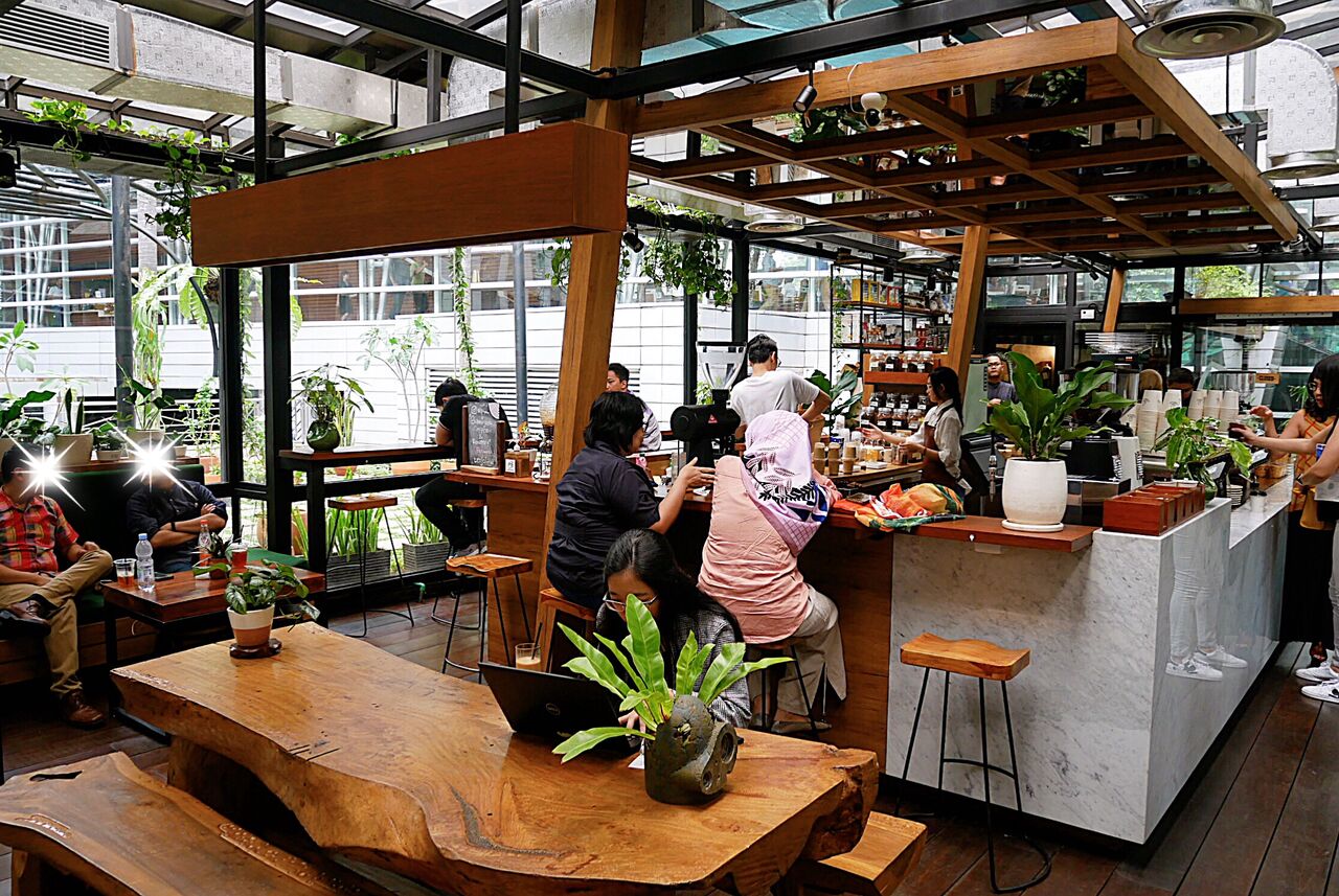 Bukanagara Coffee & Roastery ブカナガラコーヒーアンドロースタリー 緑に囲まれた素敵空間 テンペチップスの美味しさ ...