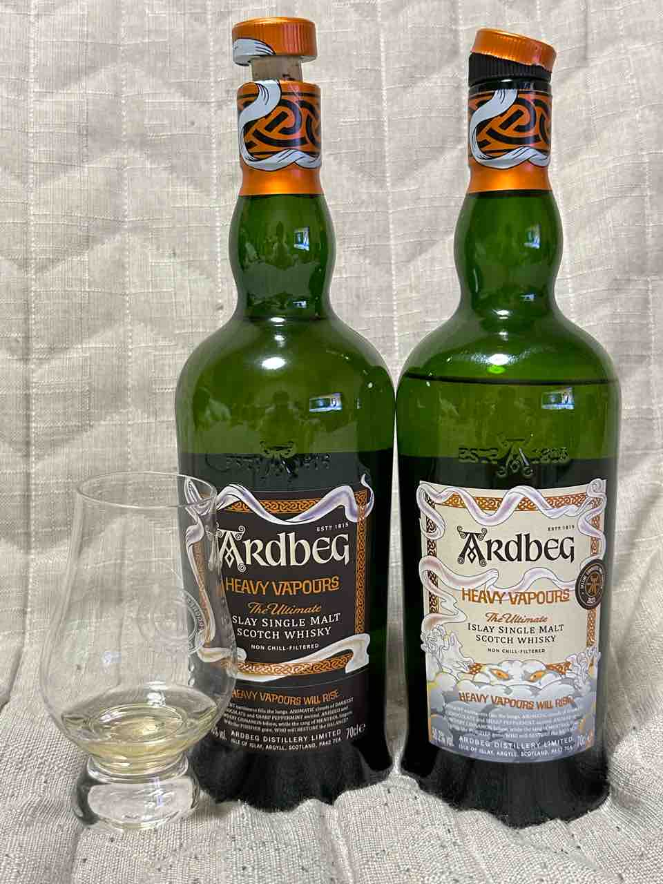 アードベッグ ヘビー・ヴェーバーの通常版とコミッティー版/ Ardbeg Heavy vapors regular edition and ...