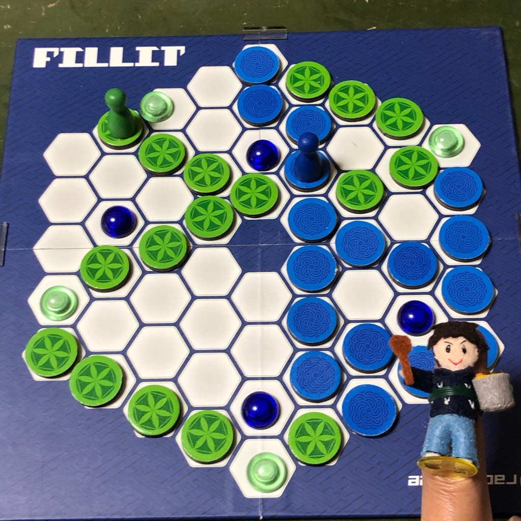 『FILLIT ポータブルエディション』2人プレイの様子！ : ある元心理カウンセラーのボードゲーム日記