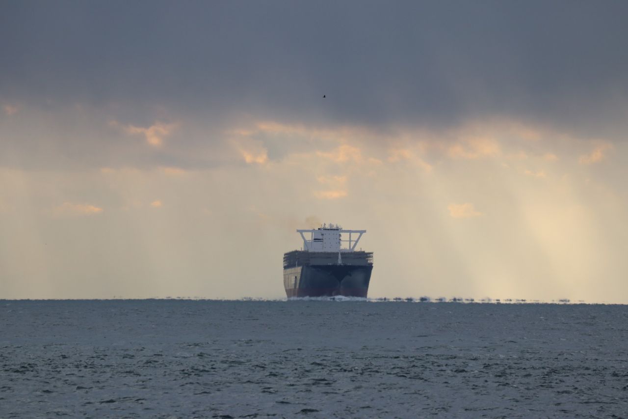 EVER GREEN コンテナ船 : あまがみ