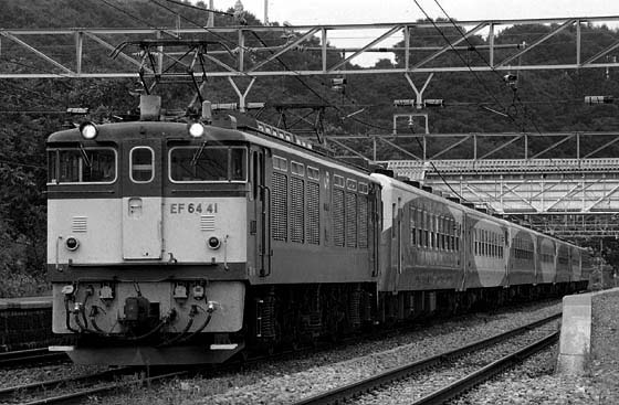 EF64-41＋金沢12系和式客車×6両＋スハフ12×1両 : FreeBee vol.2