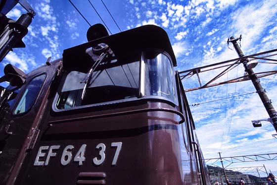 EF64-37@横川（束の間の青空） : FreeBee vol.2