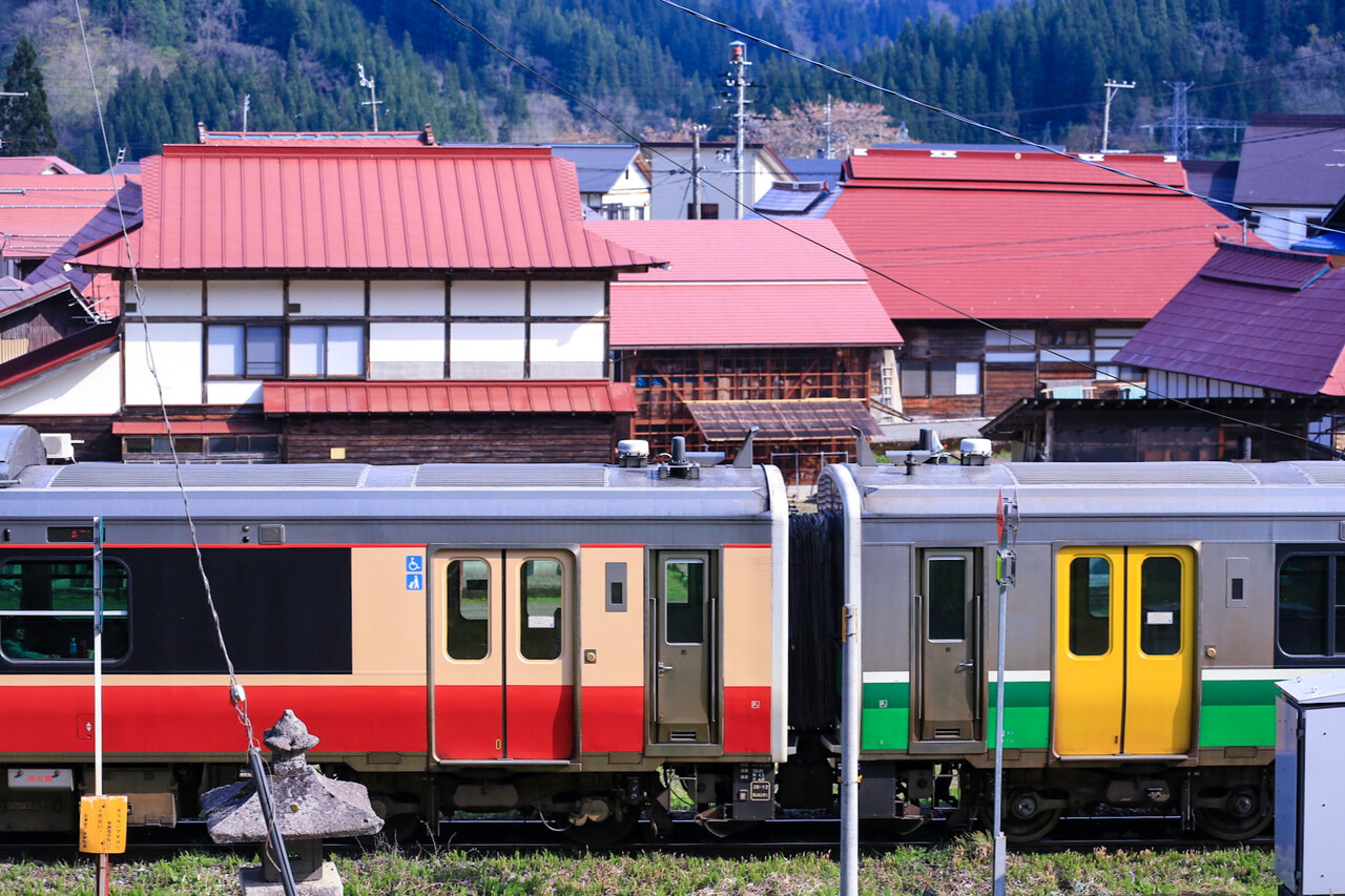 JR東日本郡山総合車両センターキハE120系@キハE120-2（奥会津） : FreeBee vol.2