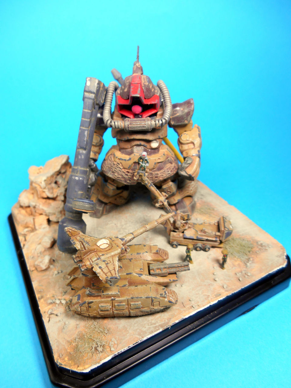 砂漠用ドム ガンダムコンバージ②（砂漠土台＆完成編） : 模型制作工房amaroidの模型日誌