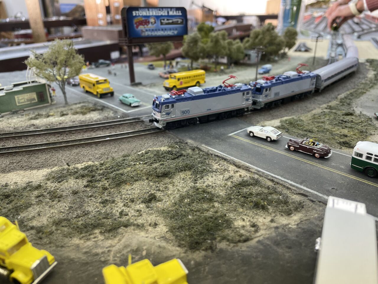 American Nscale Association:Amtrak ABB AEM-7 Phase-5 #900 & #953 vol.2 ...