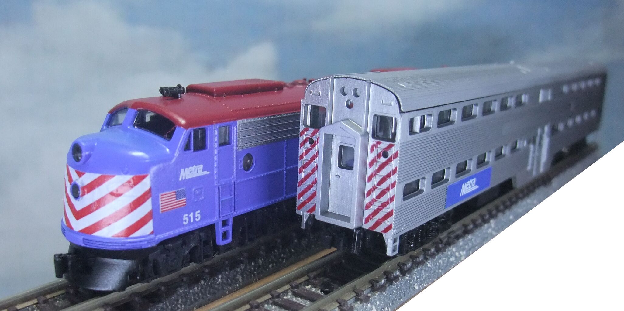 American Nscale Association:Chicago Metra Bi-Level Commuter Coach & E8 ...