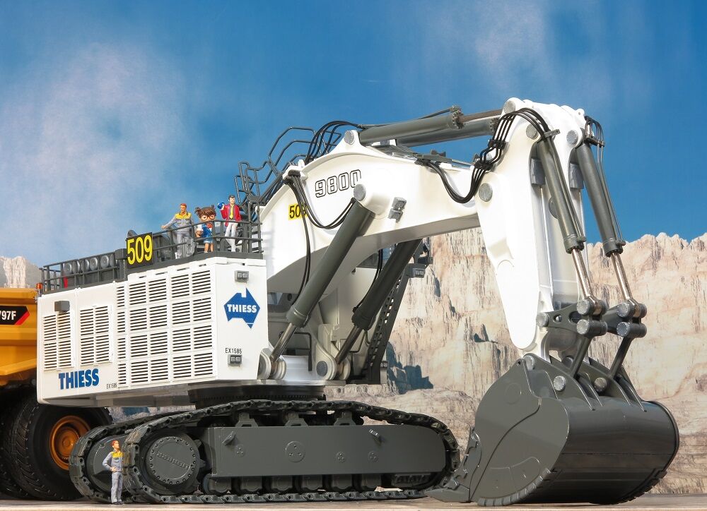 LIEBHERR R 9800 Backhoe のレッド・パンダ編 : あっとtkm