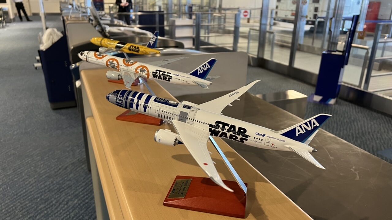 ANA BB8 STAR WARS JET ラストフライトに搭乗してきました。 : 沢庵和尚のお気楽旅日記