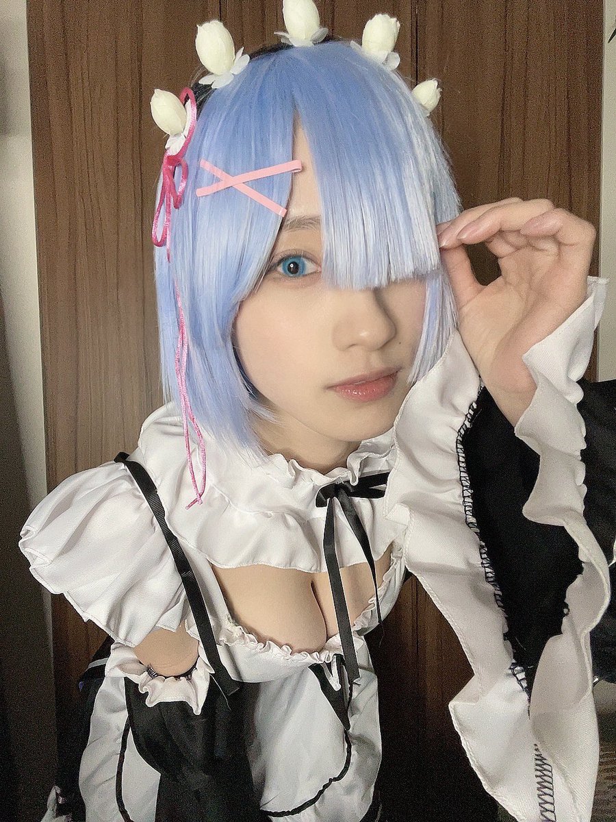令和最強のメリハリボディーさん、リゼロ・レムのコスプレがエッチすぎるww澄田綾乃のFカップ胸谷間見せ画像にファン歓喜！ : もきゅ速(*´ω ...