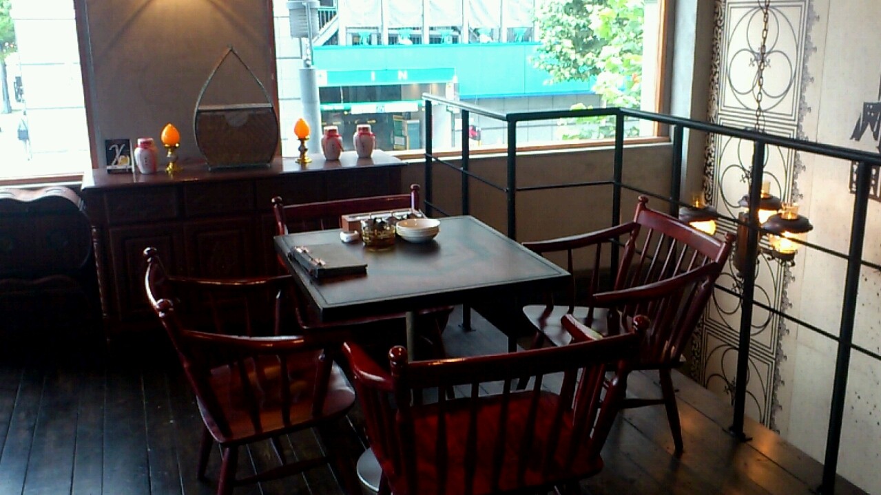 『WORLD CHINESE KITCHEN LU:RAN』でジューシーザンギのパリパリ油淋鶏!!! : Rubis life