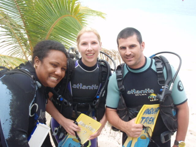 26/11/09 Discover Scuba Diving!! : 🐠AQUA TREK MANA 公式ブログ🐠