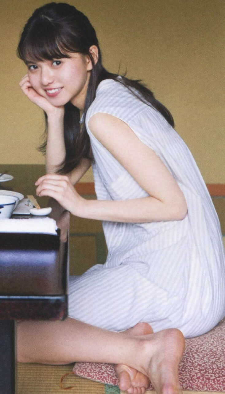 齋藤飛鳥の足指裏 : 足指裏・足裏 好きの日記