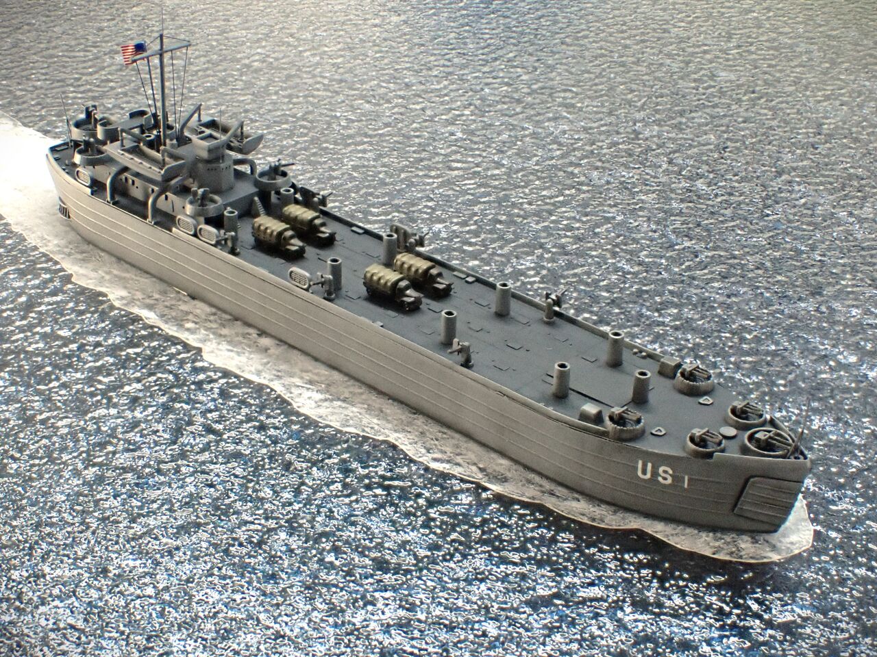 ピットロード 1/700 アメリカ海軍 戦車揚陸艦 「LST-1 1943」 : 常磐重工 -JOBAN JUKO PROJECT- 楽しき ...